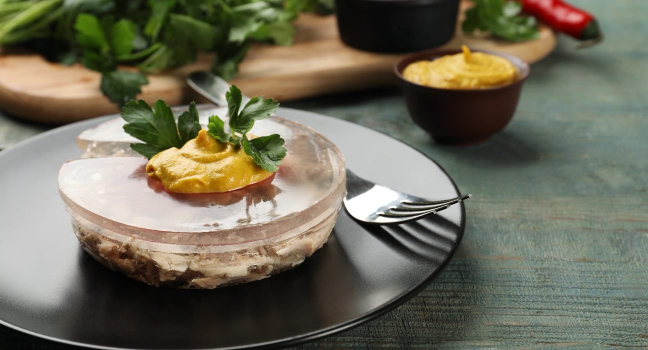 Vištienos šaltiena (receptas) – VirtuvesNaujienos.lt